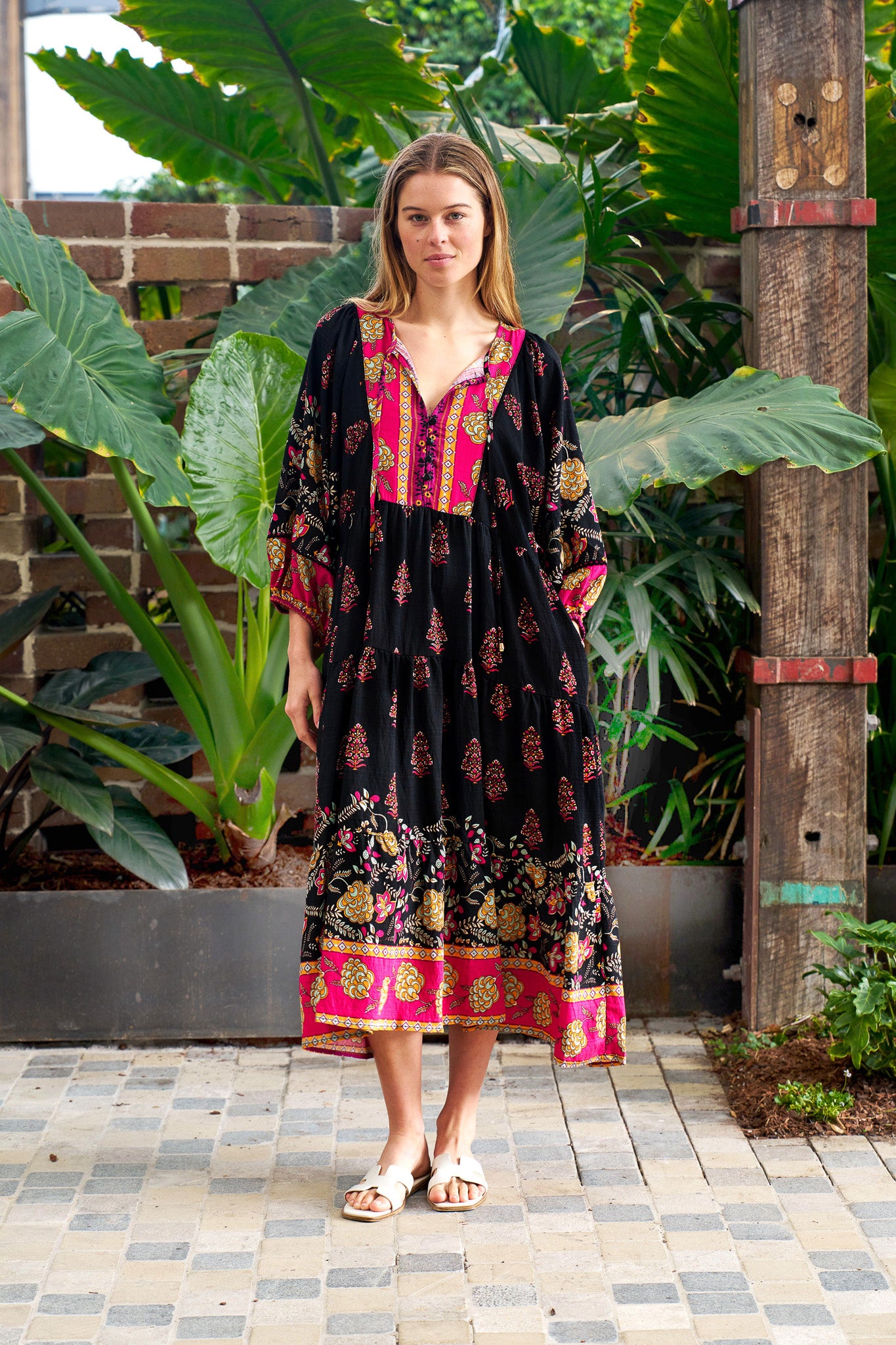 Seraphina Dress - Black & Fuchsia – Becl'yn Boutique